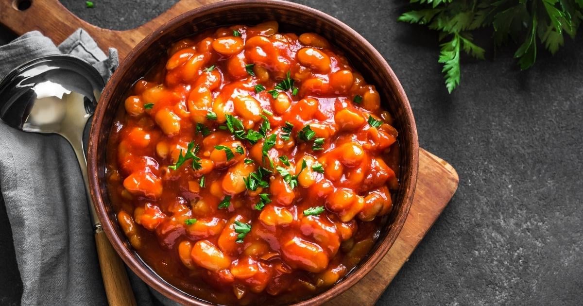 Sweet and Spicy Cuban-Style Collard Greens and Beans | Assuaged